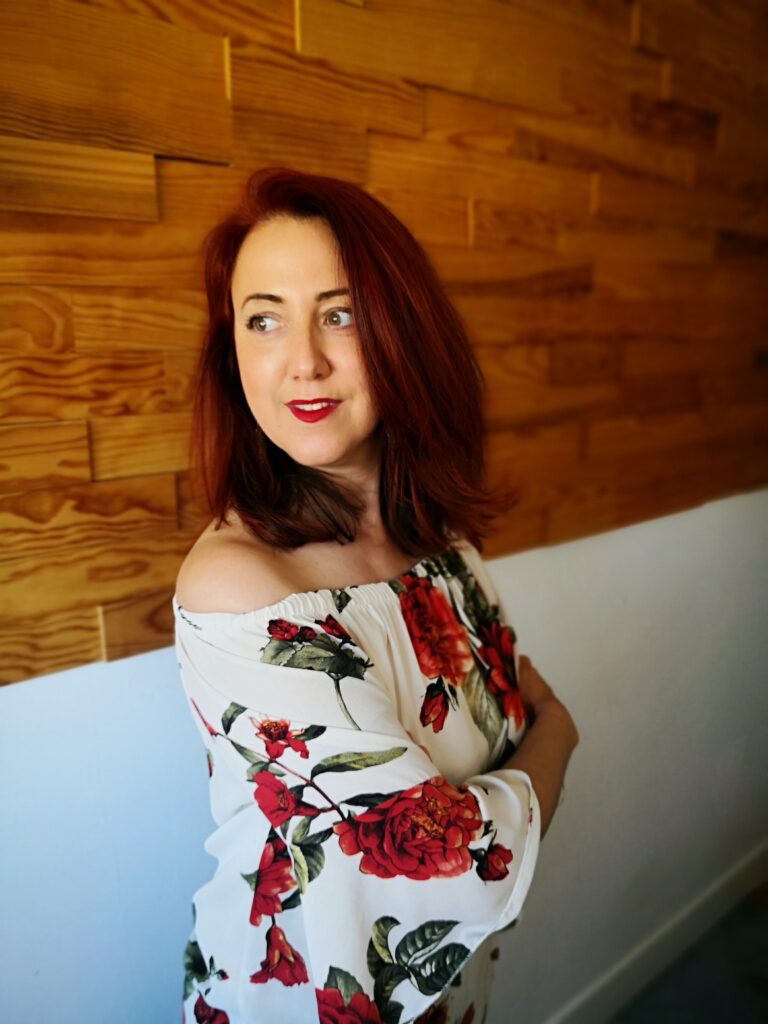 Ruth González | Avant Editorial